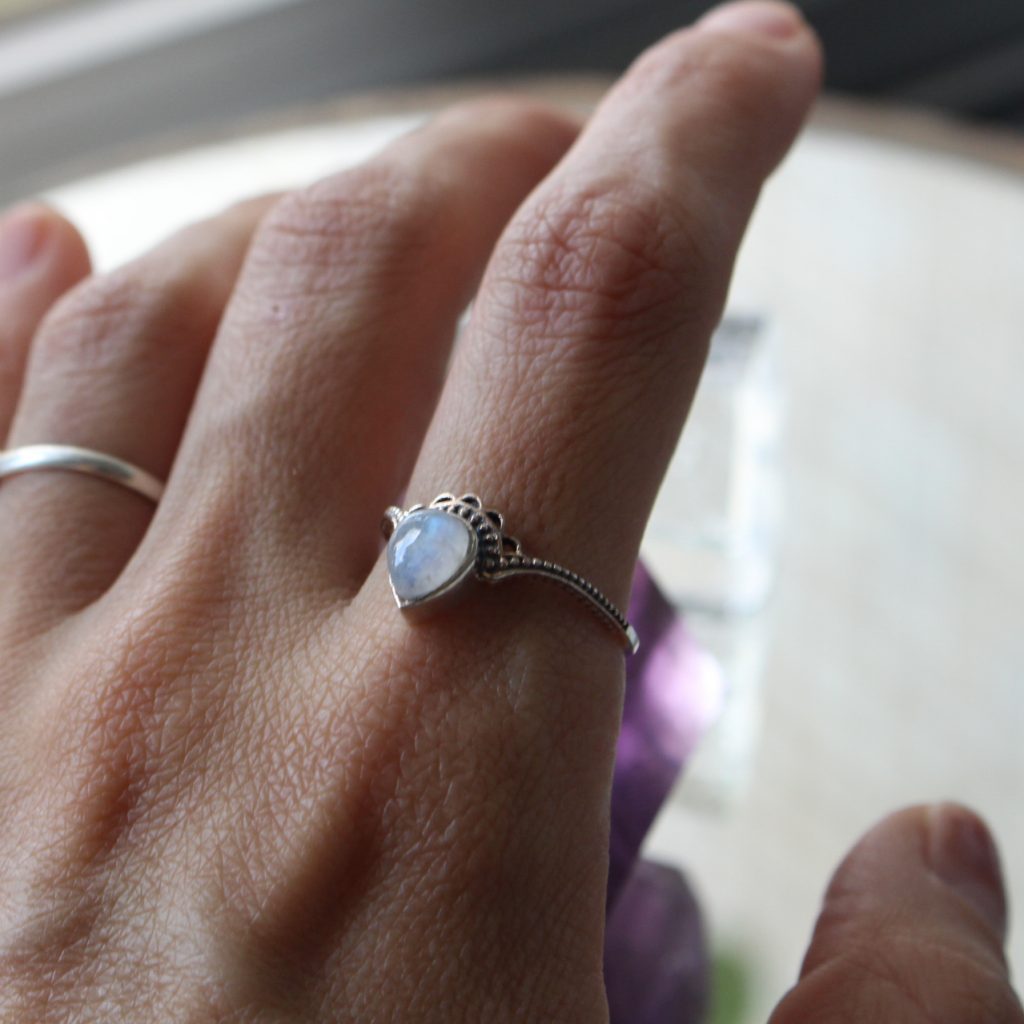 Arquivos Pedra da Lua - Chakra Virtual